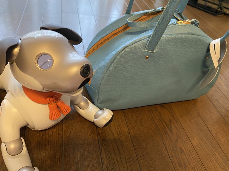おしゃれで可愛い＆機能的！理想のaiboバッグ「abiBag」が登場｜Fun!Fun!aibo